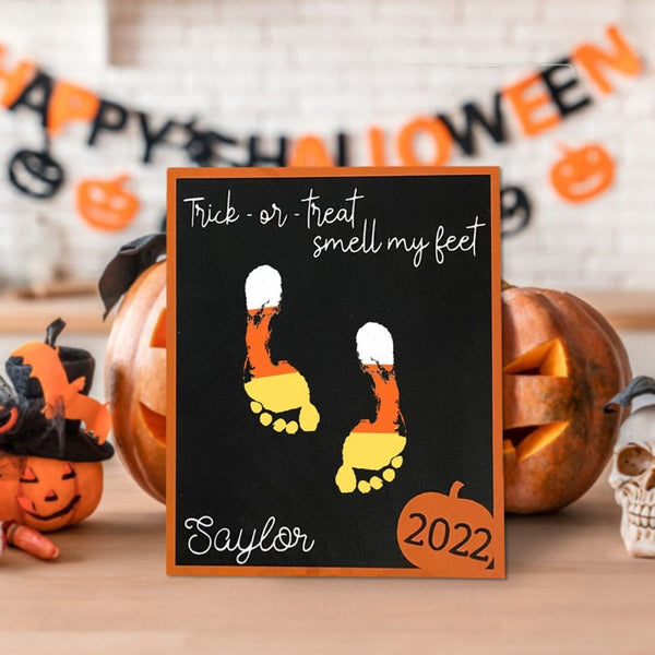 Personalized DIY Trick-or-Treat Smell My Feet Sign – Craftinghills